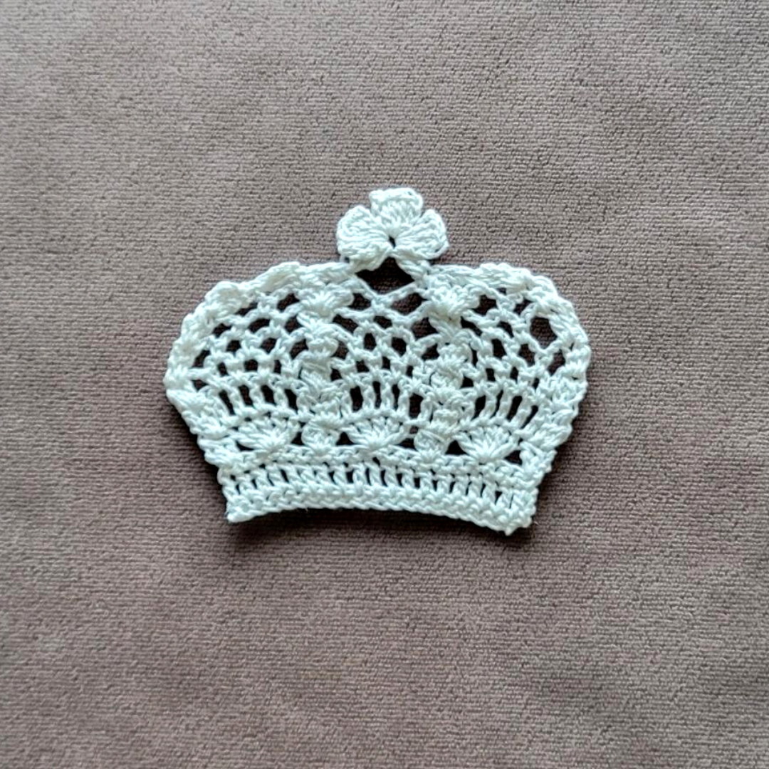 Crown Deluxe – Lost Art Crochet MA